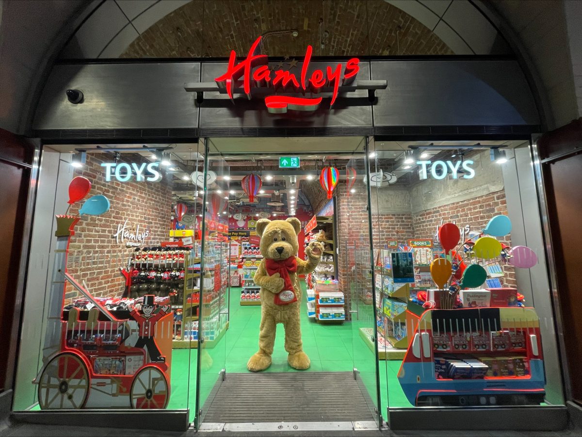 Hamleys London Bridge - Team London Bridge